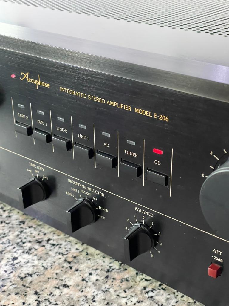 Accuphase E-206 Vollverstärker (1002272033) | Gebrauchtgerät | Vollverstärker | Angebot auf ...