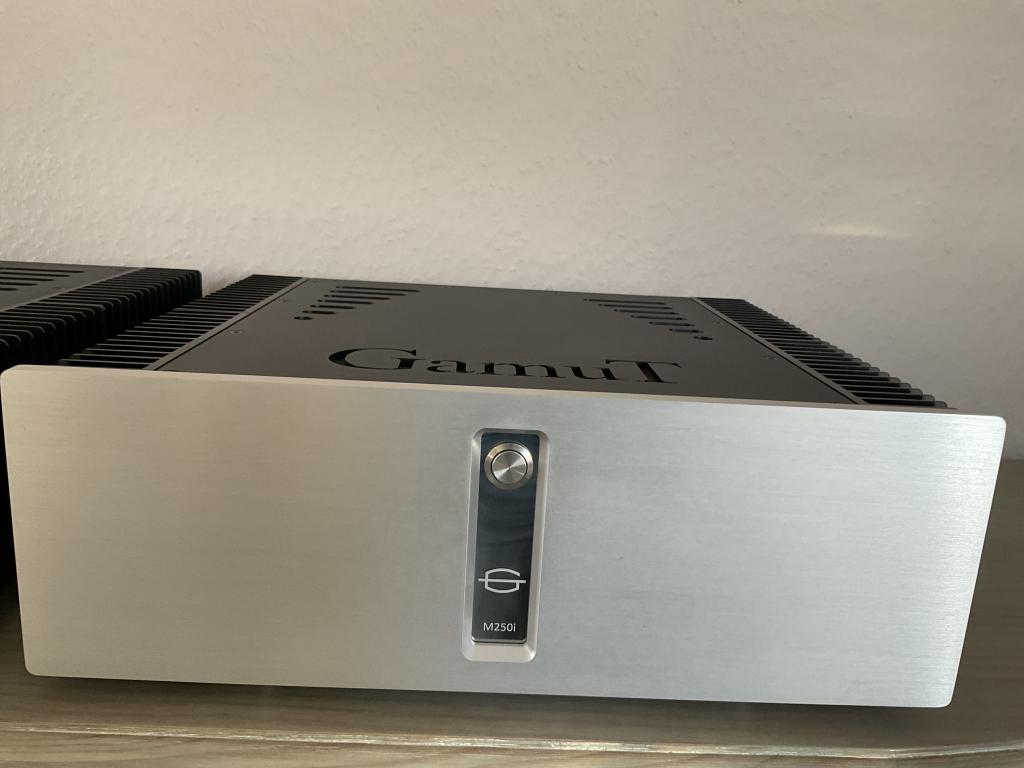 Gamut M250i (1106008344) | Gebrauchtgerät | Transistor-Endverstärker ...
