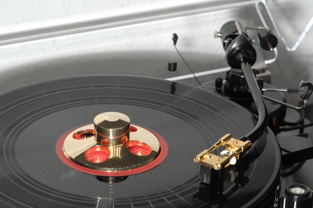 Oracle Delphi MKV Anniversary Sondermodell mit Tonarm SME 3010R black ...