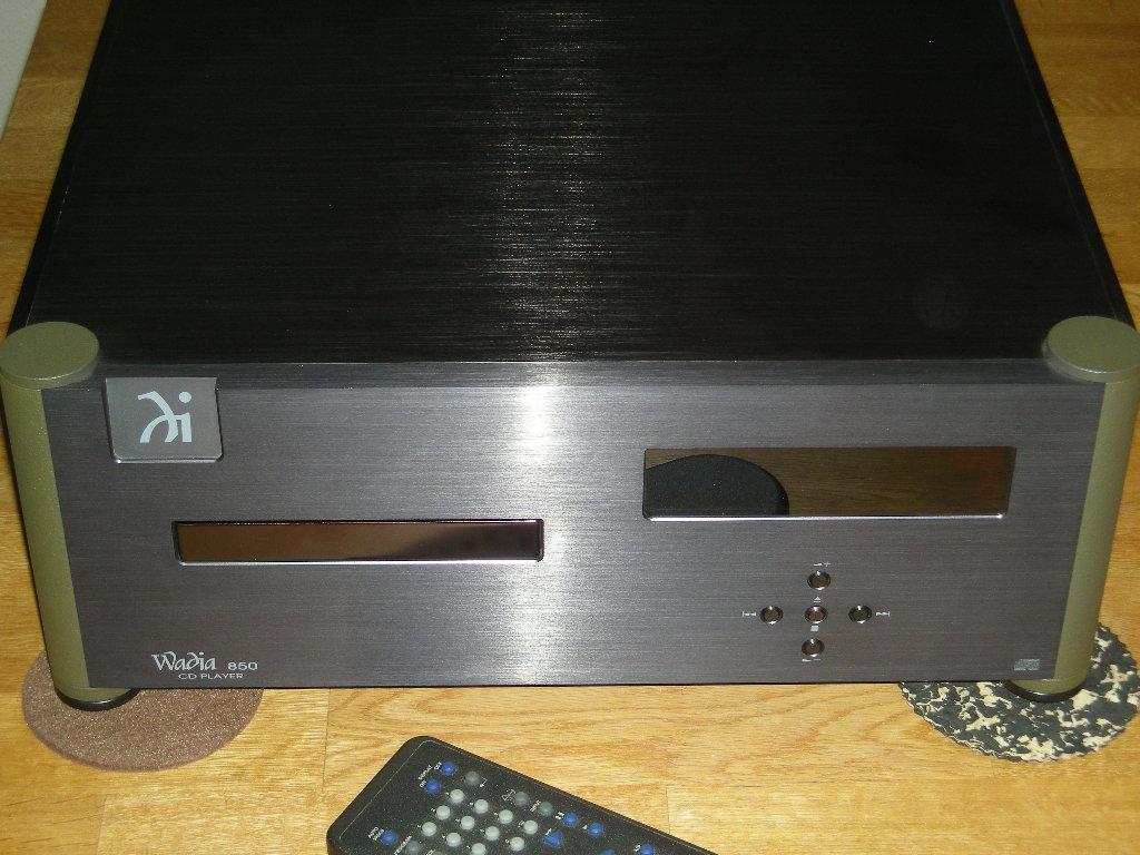 Wadia 850 (1376267858) | Gebrauchtgerät | CD Player | Angebot auf audio ...