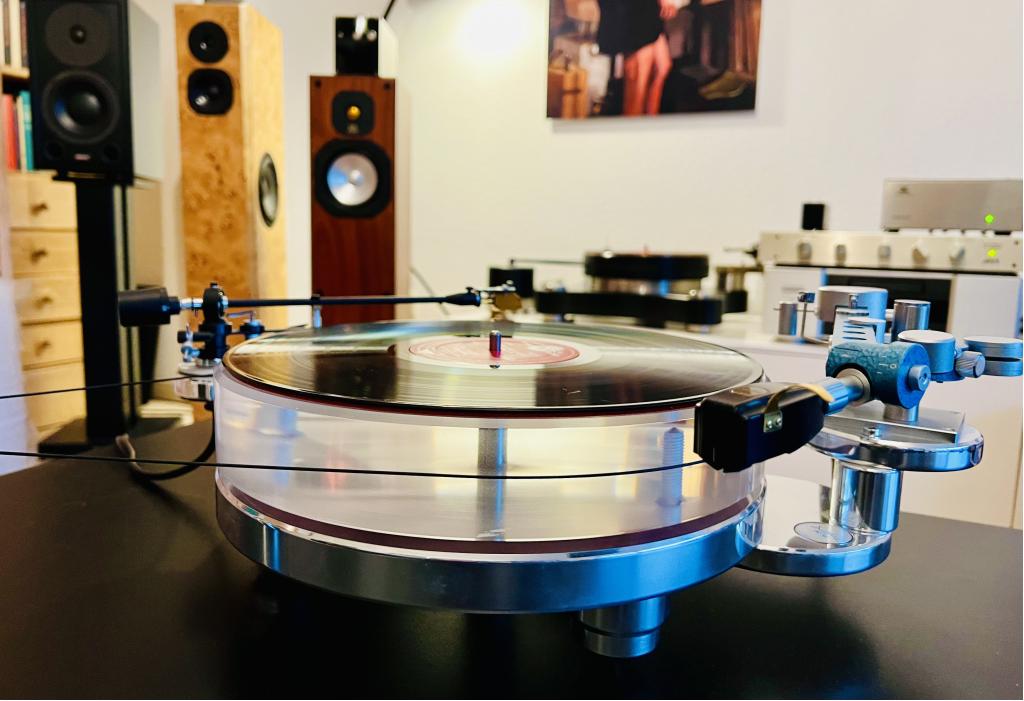 Acoustic Solid Acoustic Solid Smal Machine / Dynavector DV505 / Grace ...