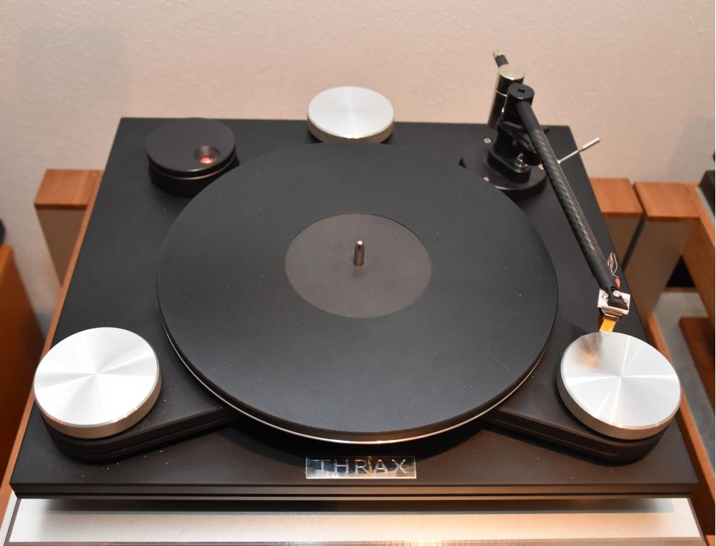 Thrax Yatrus High-end turntable with Schroeder CB arm (1683613519 ...