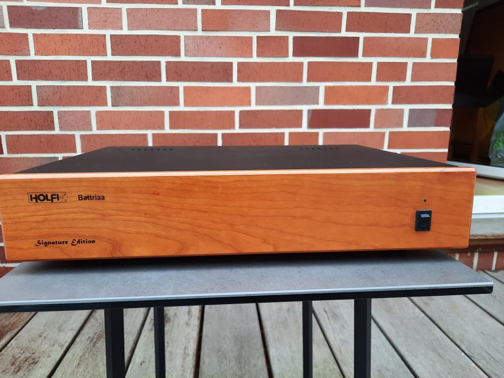Holfi Battriaa SE (1938131905) | Gebrauchtgerät | Phonoverstärker ...