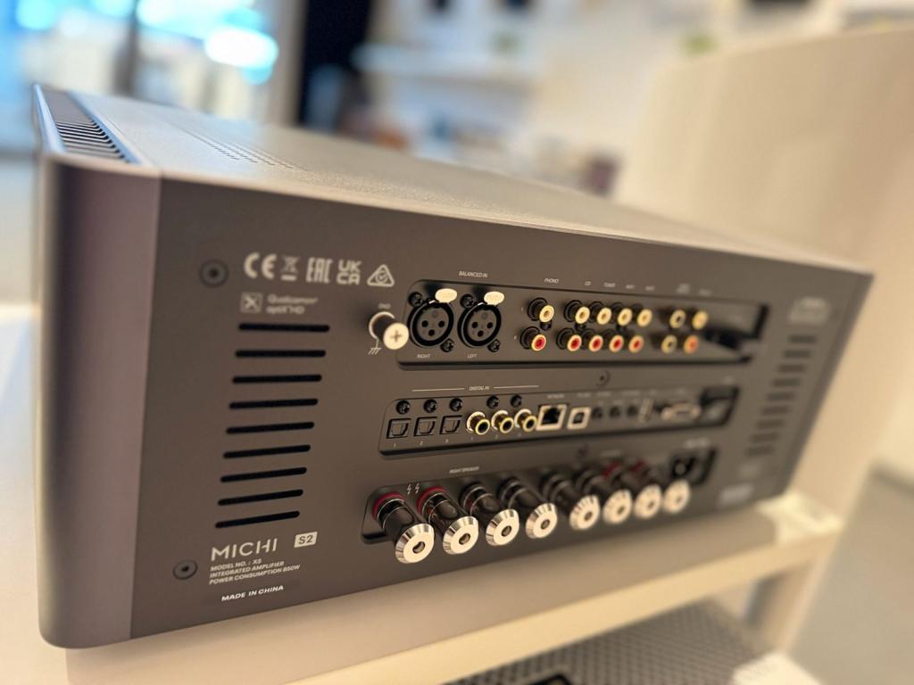 Rotel MICHI X5 Series 2 (2063738036) | Ausstellungsstück | Vollverstärker | Angebot auf audio ...