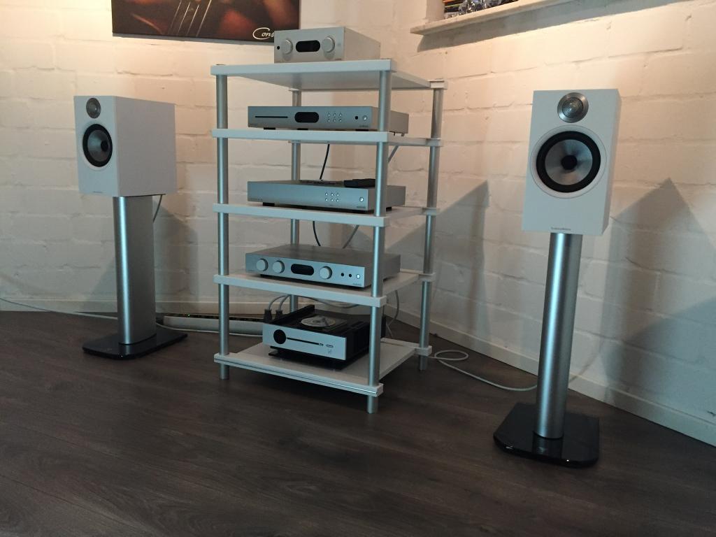 Creaktiv Audio Rack 1-5 Weiss Alu befüllt Bodenkegel (2226000039 ...