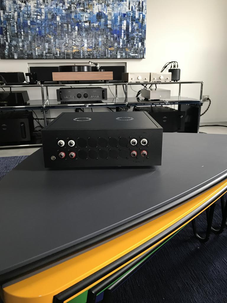 Bespoke Audio Ultimate passive pre (2332875847) | Second-hand device ...