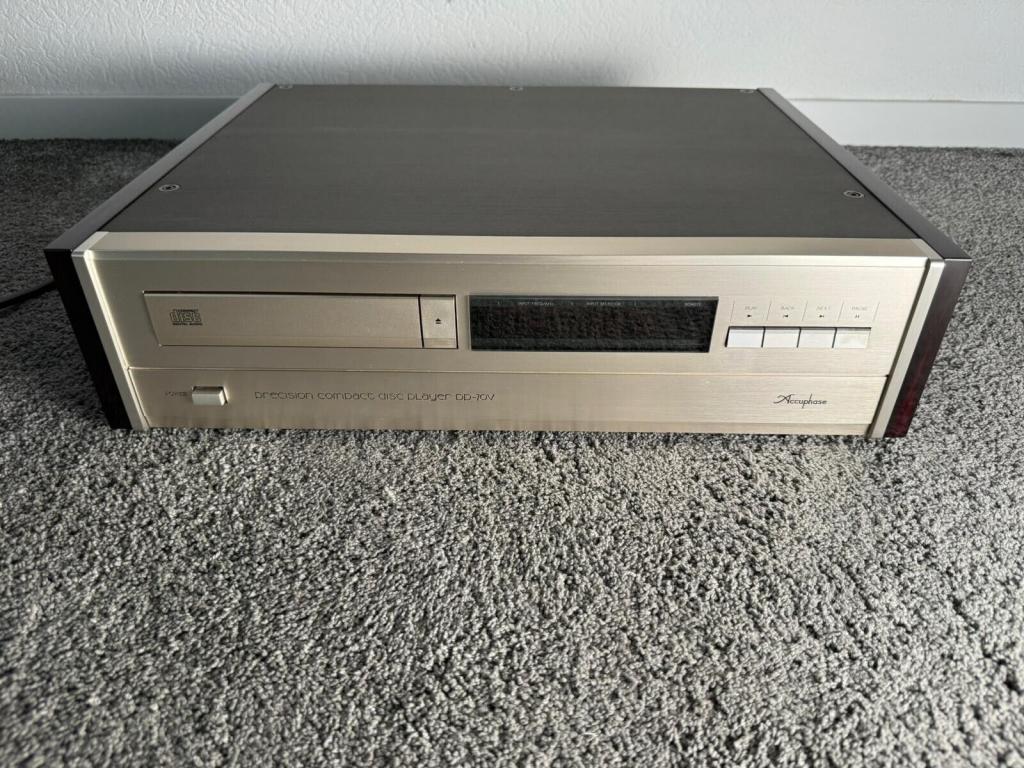 Accuphase Accuphase DP-70V DP70V High End CD-Player P.I.A (2359478382) | Gebrauchtgerät | CD ...