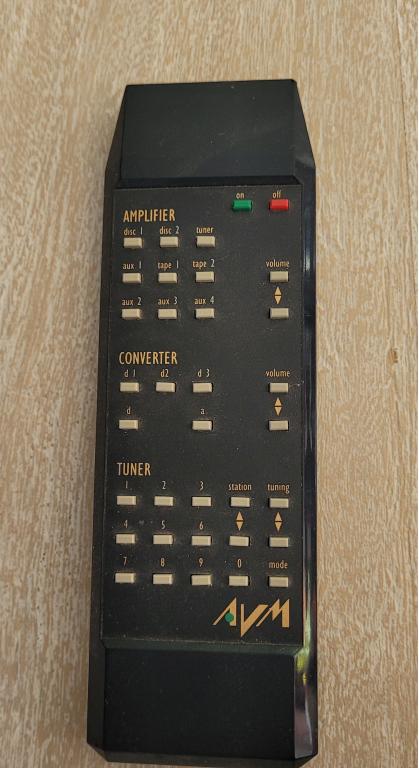 AVM Monoblöcke M1 und Vorverstärker Evolution V3 (237510466) | Second ...