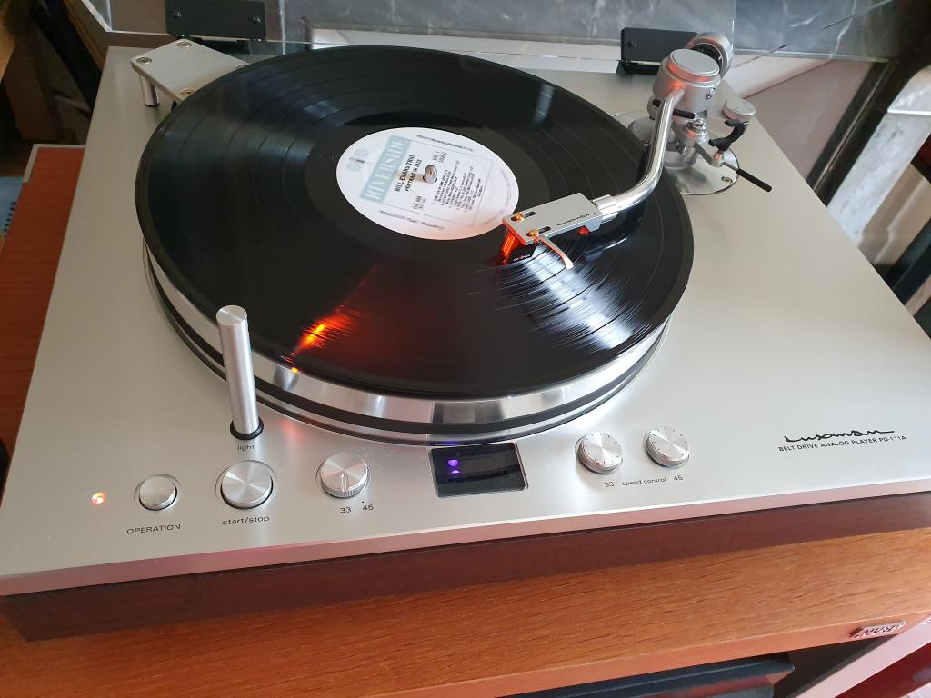 Luxman Turntable PD171-A (2540049622) | Ausstellungsstück ...