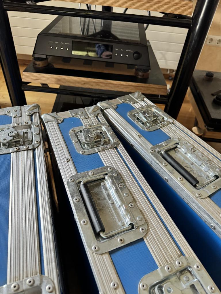 DCS Verdi inkl. neuem CD & SACD Laufwerk inkl. Flight Case (254900668 ...