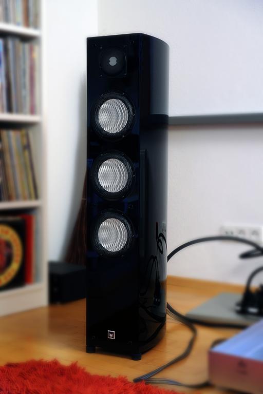 Consensus Lightning (2558315203) | Gebrauchtgerät | Standlautsprecher ...