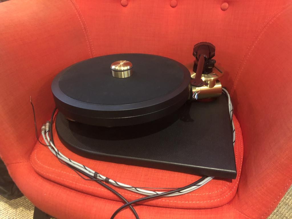 Kuzma Stabi S Plattenspieler + Helius Designs Cyalene Tonarm + Double ...