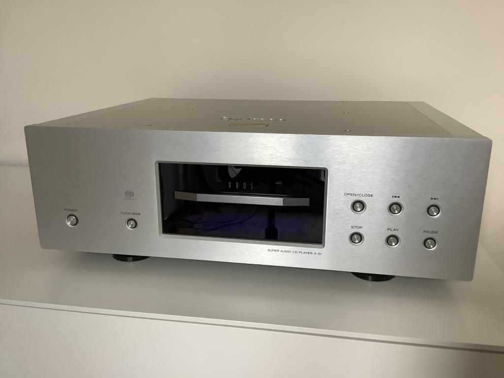 Esoteric X-01 Limited plus XLR-Kabel (2766698641) | Gebrauchtgerät | Digitale Quellen (CD/DVD ...