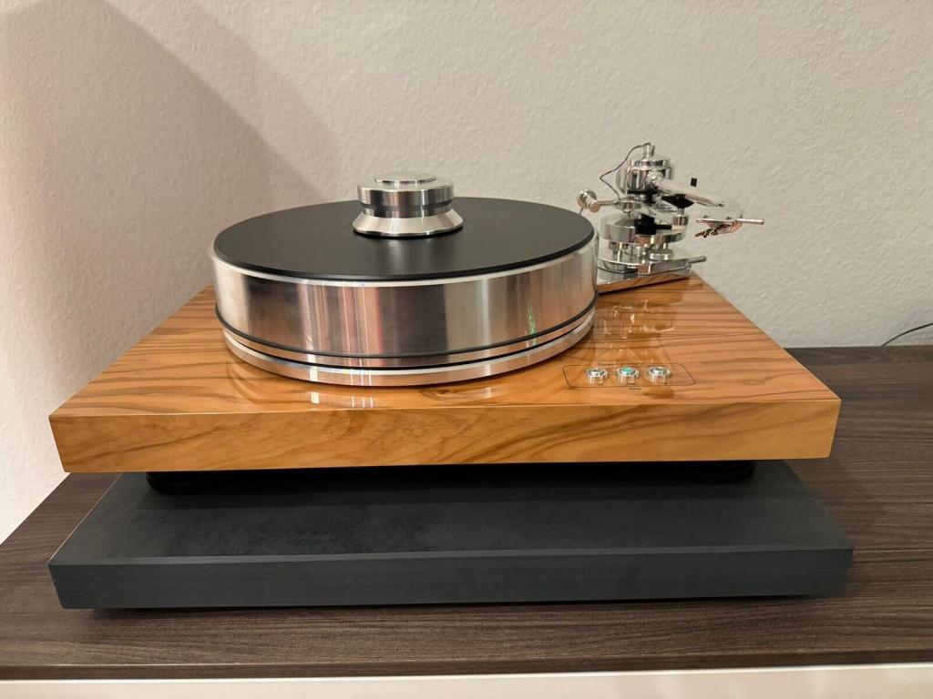 Pro-Ject Pro-Ject Signature 10 High End Plattenspieler mit original ...