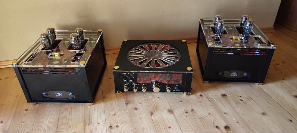 Audio Valve Audiovalve Baldur 70 Endstufen und Vorverstärker RKV Mark 3 ...