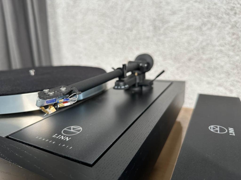 LINN Linn Akurate LP12 black ash Akito, Krystal, Trampolin, Lingo IV ...