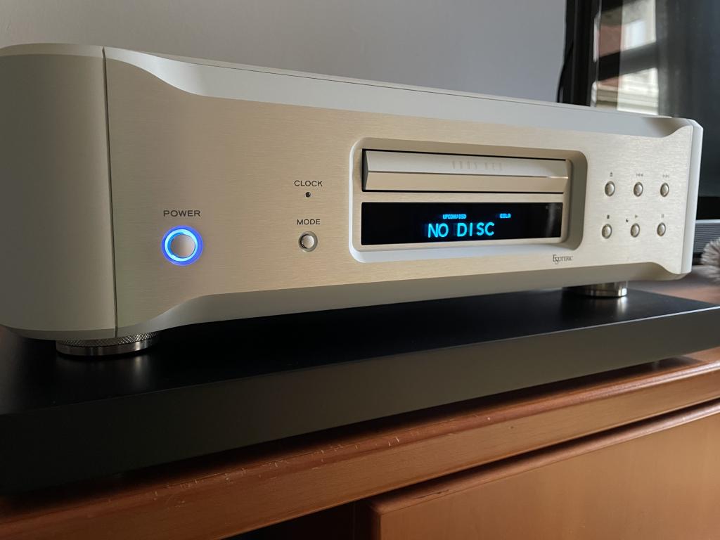 Esoteric K-05XS Super Audio CD/CD (3623536412) | Gebrauchtgerät | SACD ...