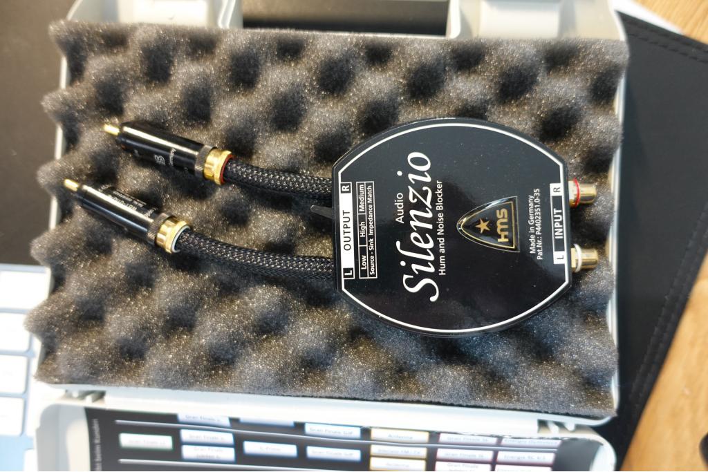 HMS Elektronik Silenzio Hum and Noise Blocker (3658797641) | Second ...