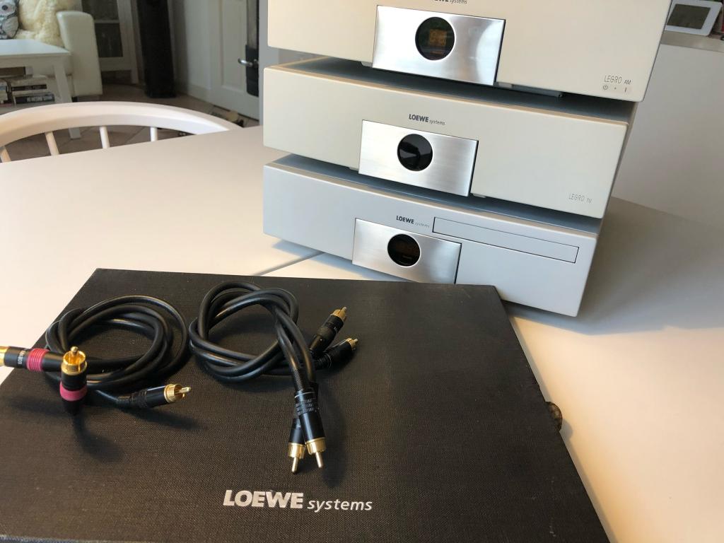 Loewe Loewe Legro 1 mit Loewe L2A aktiv / passiv Lautsprecher ...