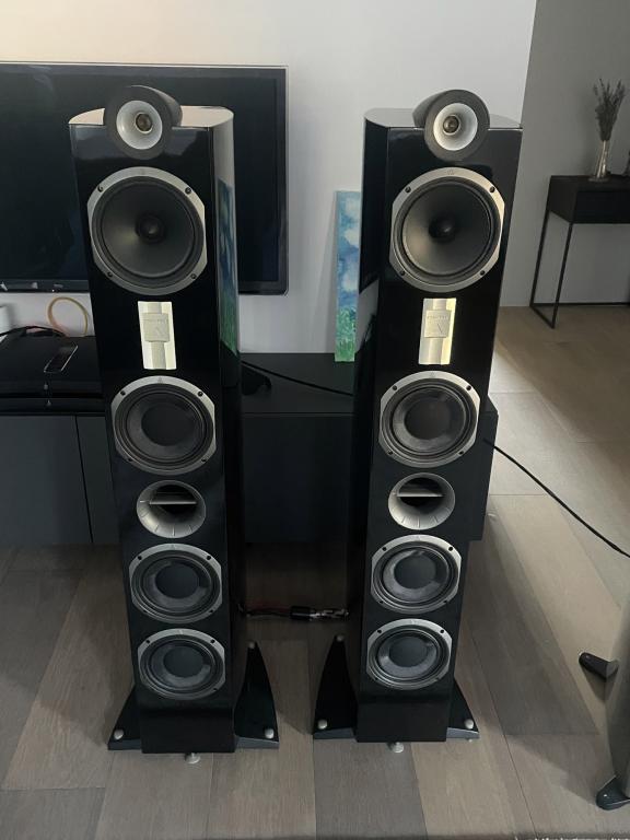 Triangle Genese Lyrr (4189413082) | Second-hand device | Standing ...