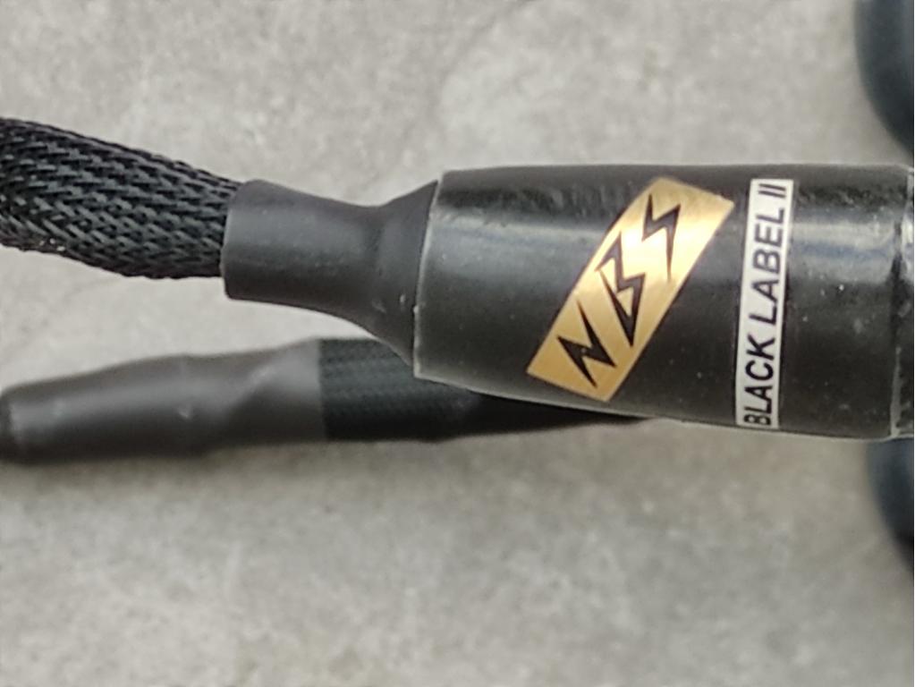 NBS Cables Nbs Black Label II power cord, 2 meter, USA plug, C15 ...