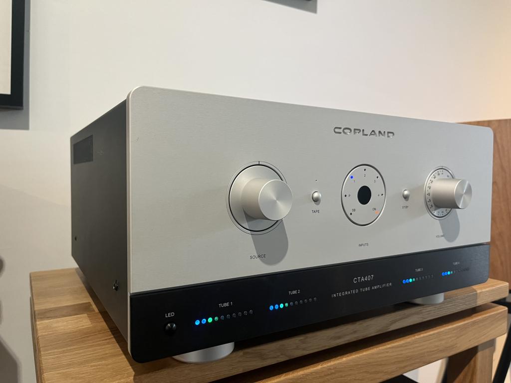 Copland CTA407 Integrated tube amplifier (4558691508) | Exhibit | Tube ...