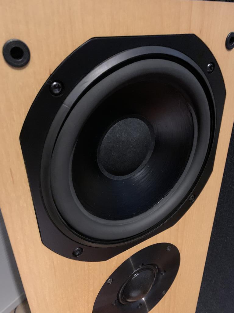 ProAC Response D80 Speakers - as new! (4606164959) | Gebrauchtgerät ...
