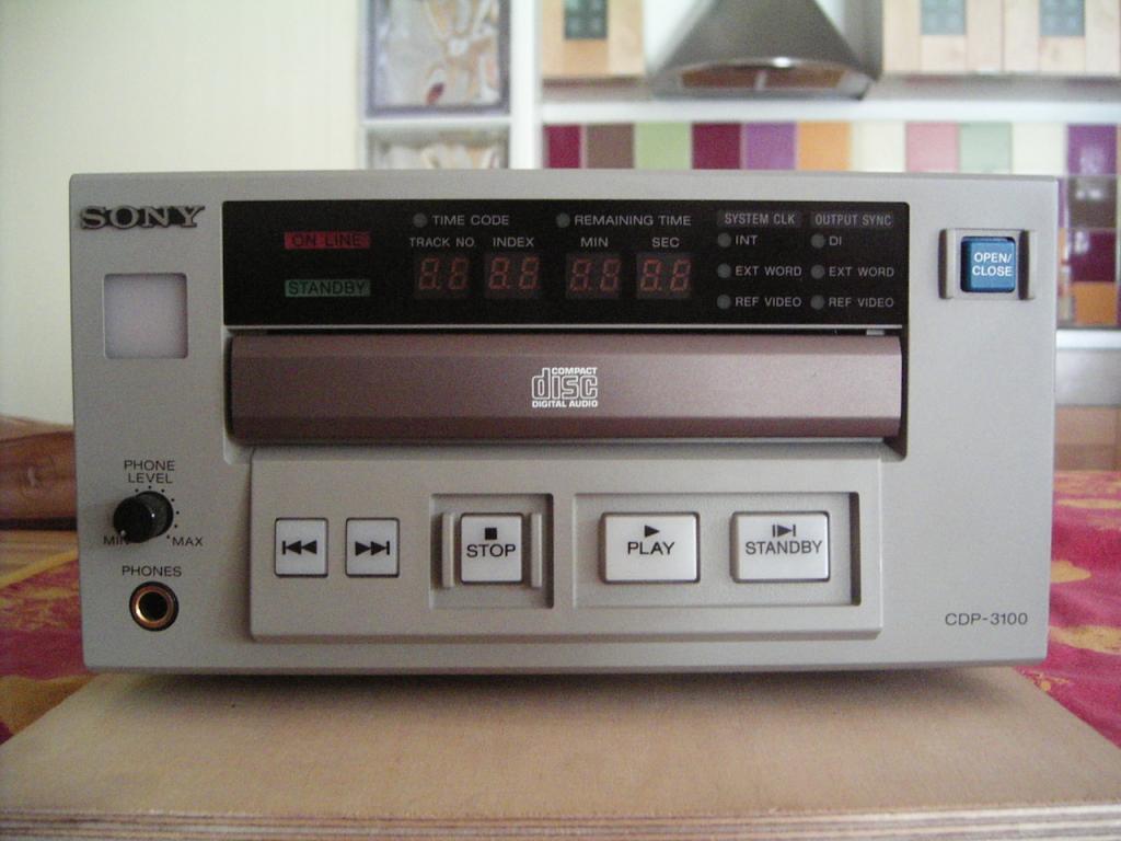 Sony Sony CDP-3100 Professional Compact Disc Player (4637571570 ...