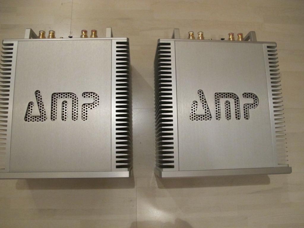 AVM AVM AMP Essential Mono High End Endstufen frisch geserviced ...