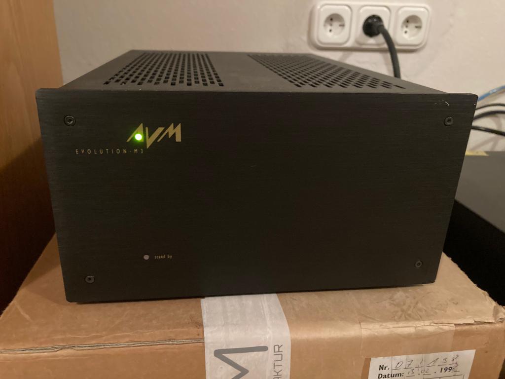 Isophon ( Gauder Akustik ) 2x AVM Evo M3 + 2x Isophon Indigo + AVM ...