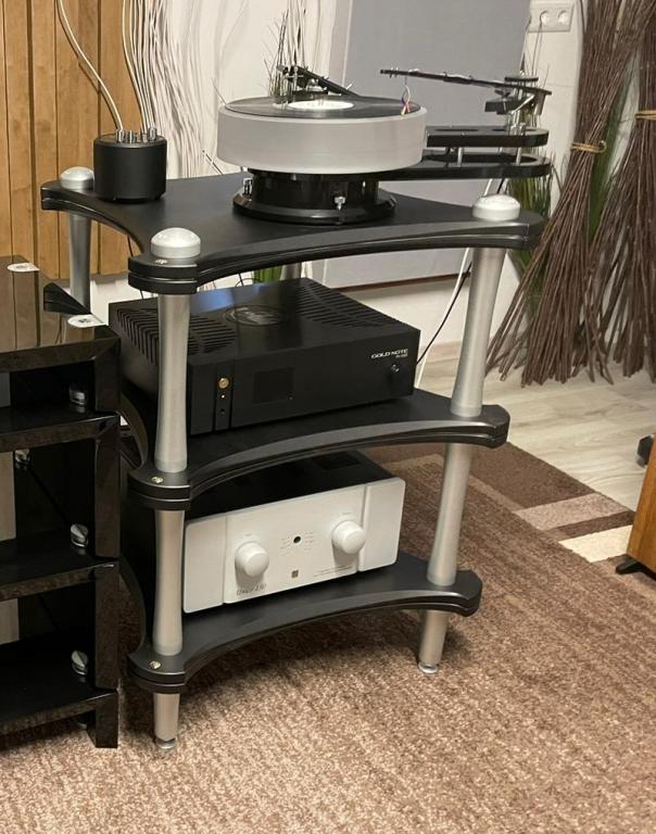 Goldnote Gold Note GALILEO AUDIO RACK (5481257625) | Exhibit ...