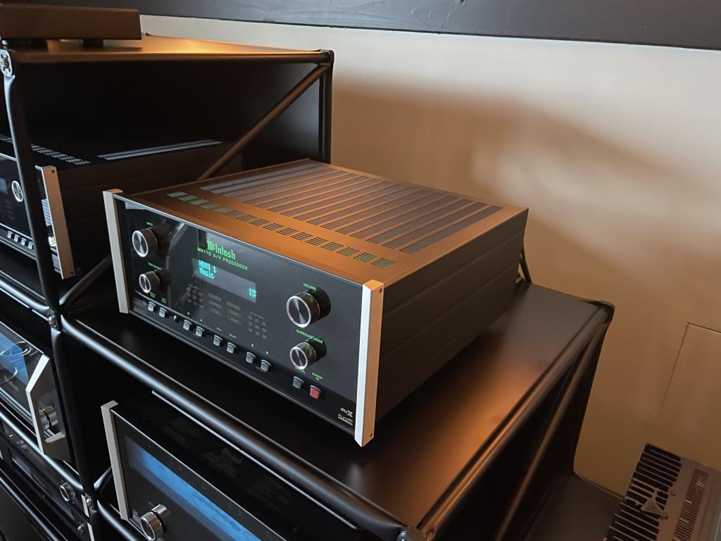 McIntosh McIntosh MX-170 AC Home-Theater Processor / DEMO mit voller ...