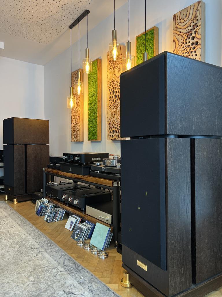 Dynaudio Consequence UE Special Wenge/Gold (5754945836) | Ausstellungsstück | Standlautsprecher ...