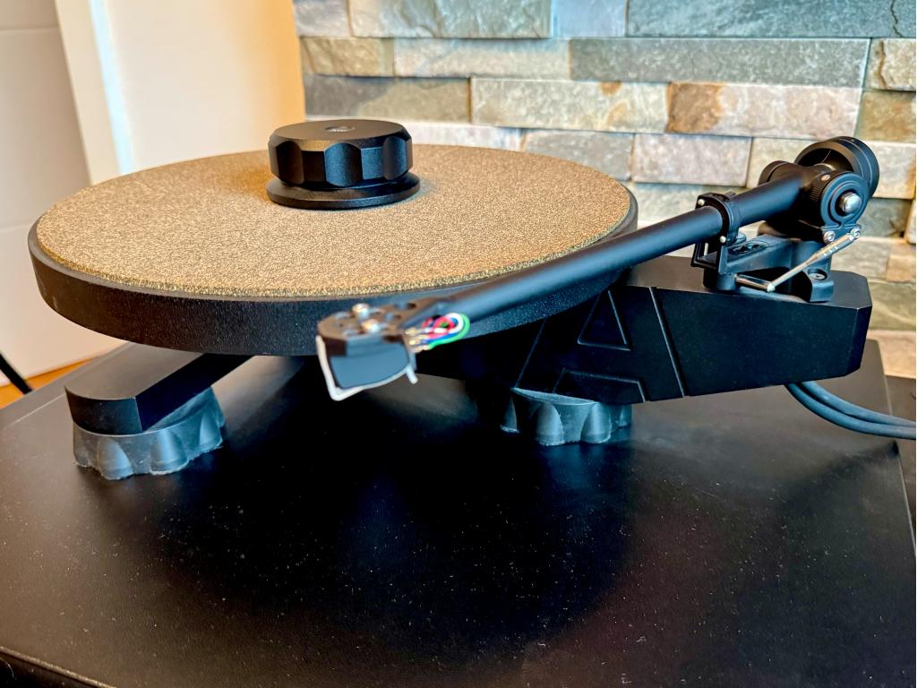 Avid AVID Ingenium Plattenspieler mit Rega RB 330 Tonarm und Excalibur ...