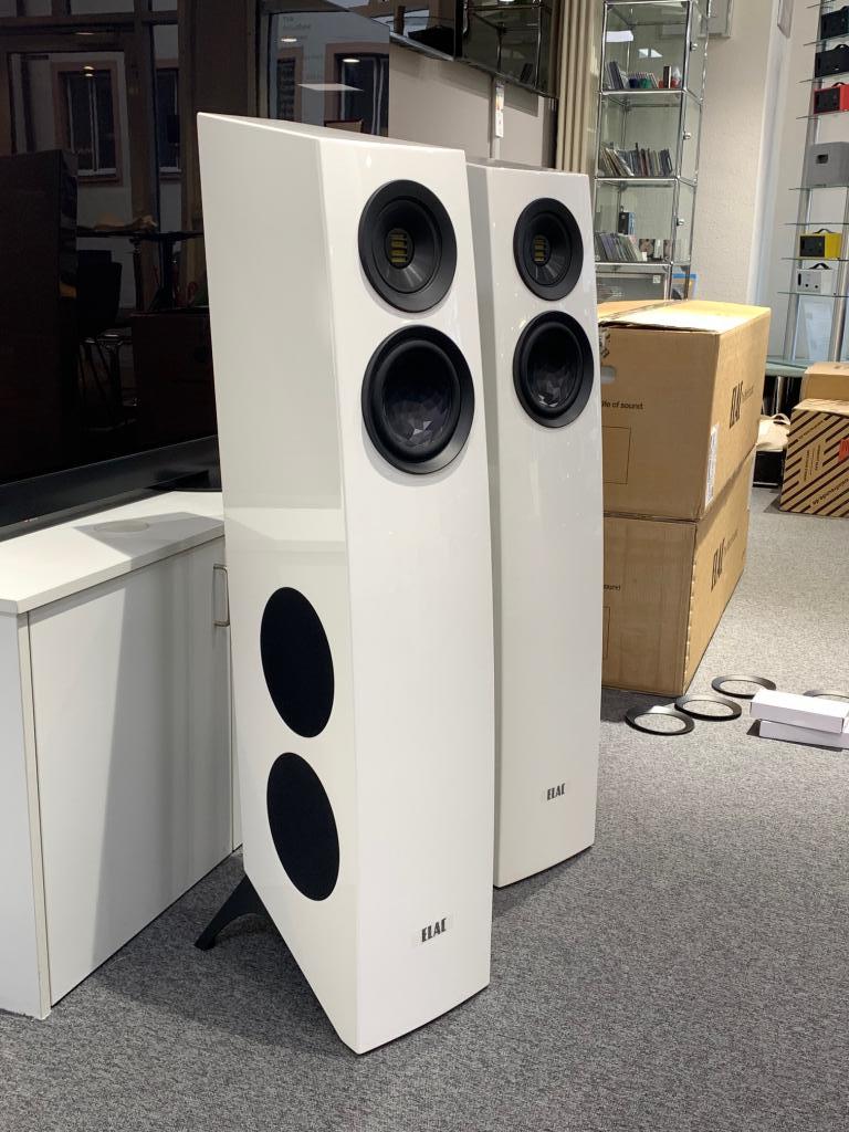 Elac Concentro S507 / 1.Hand von 2020 mit OVP + Zubehör / TOP Zustand ...