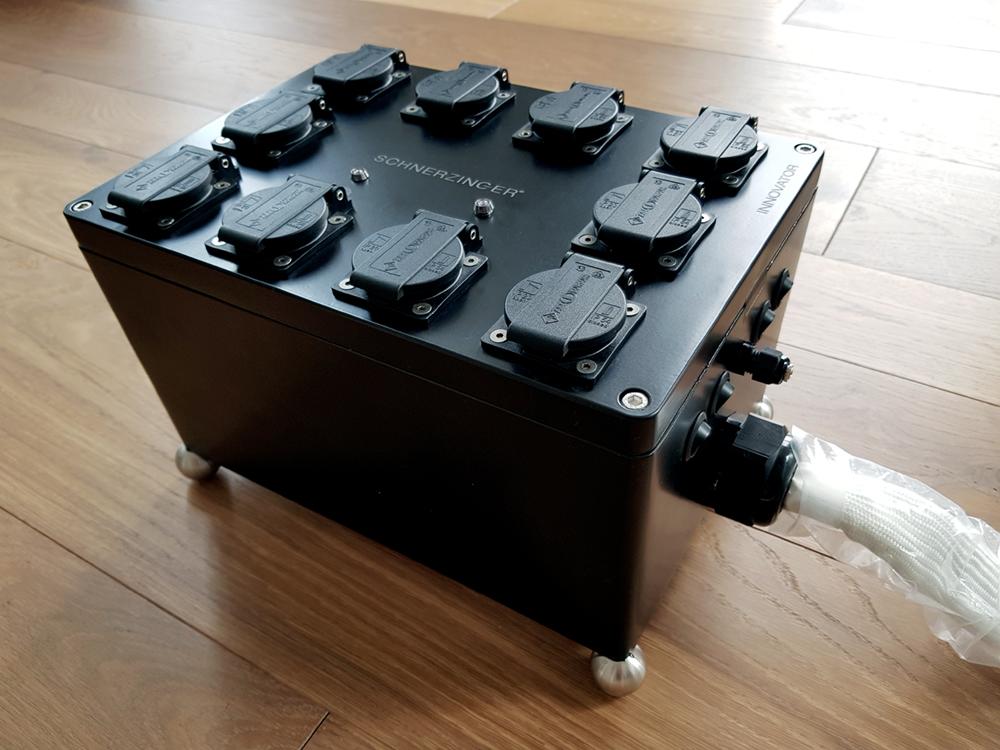 Schnerzinger Innovator (10-fach Netzverteiler) (5937616720) | Gebrauchtgerät | Netzleisten ...