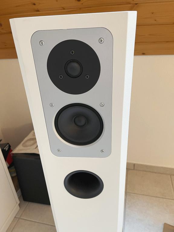 Isophon ( Gauder Akustik ) Isophon Enigma Masterpiece Edition weiß ...