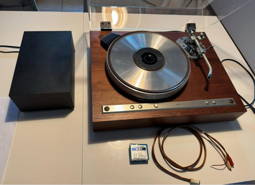 Micro Seiki BL-99V + SAEC WE-407/TM + RP-99V (6128501778 ...