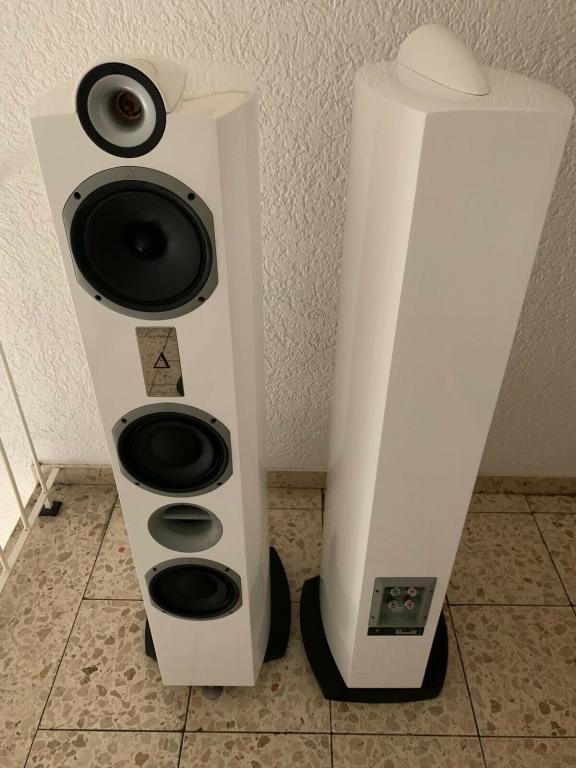 Triangle Triangle Signature Delta High End Standlautsprecher in weiß ...
