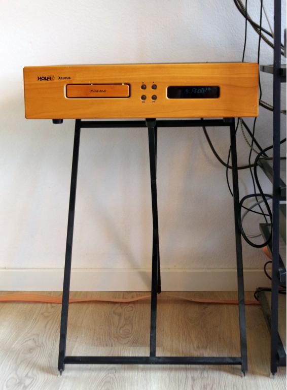 Holfi NFB Xaurus Rex (6156219547) | Second-hand device | CD Player ...