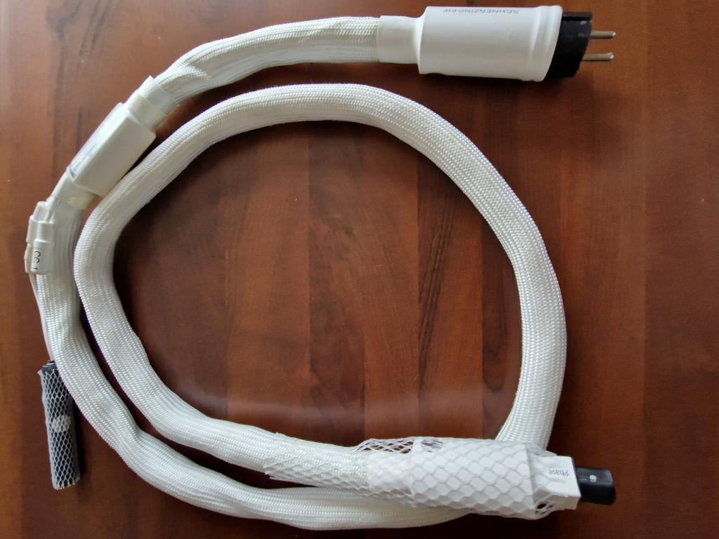 Schnerzinger Reference 3000-T (6356512527) | Gebrauchtgerät | Netzkabel | Angebot auf audio-markt.de