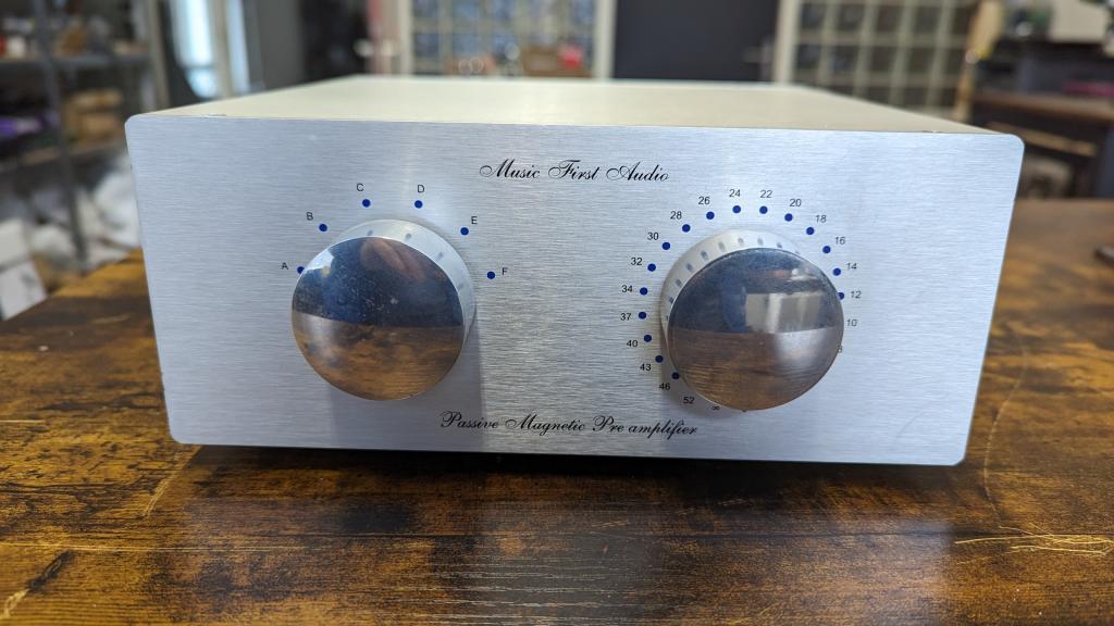 Music First audio Classic passive preamp (6518577823) | Second-hand ...