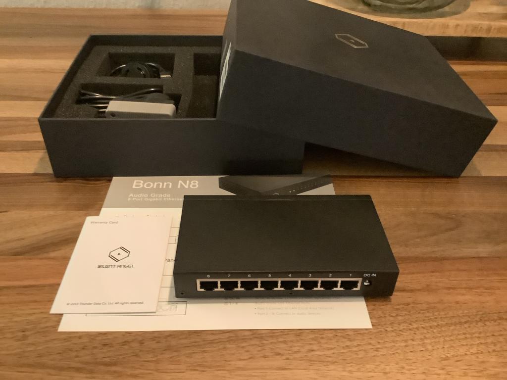 Holo Audio Holo Audio Red mit Synergistic Research Purple Fuse ...