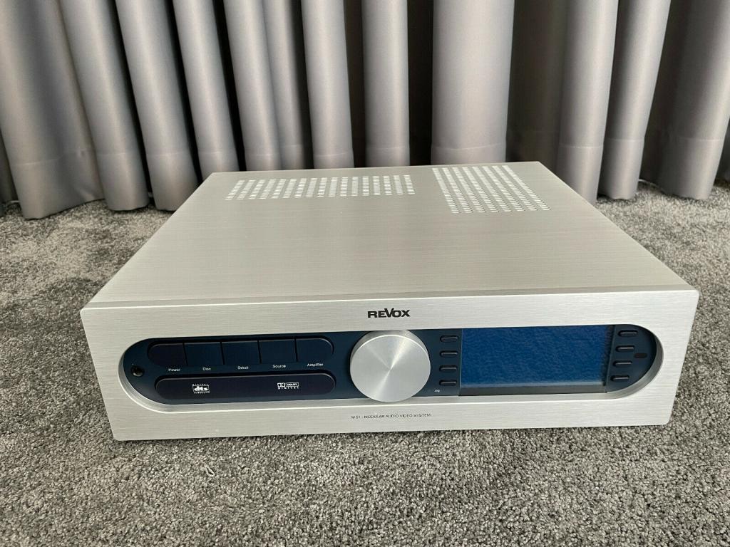 Revox Revox M51 Multiroom 5.1 DVD-Receiver mit 7 Modulen in silber ...