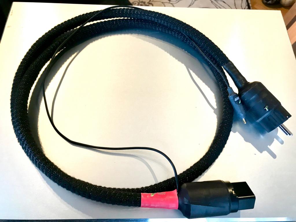 Vortex Hifi Power Cable 3 GroundOptimize Rot 20 Ampere 1.70M ...