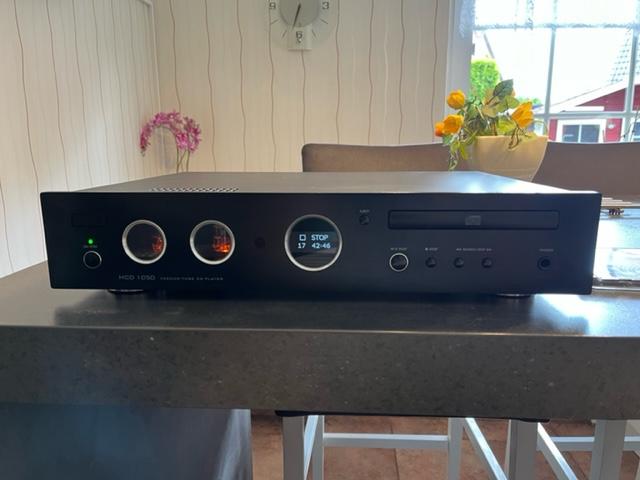 Magnat CD-Player MCD 1050 mit ECC88-TESLA-NOS-Röhren (7292374720 ...