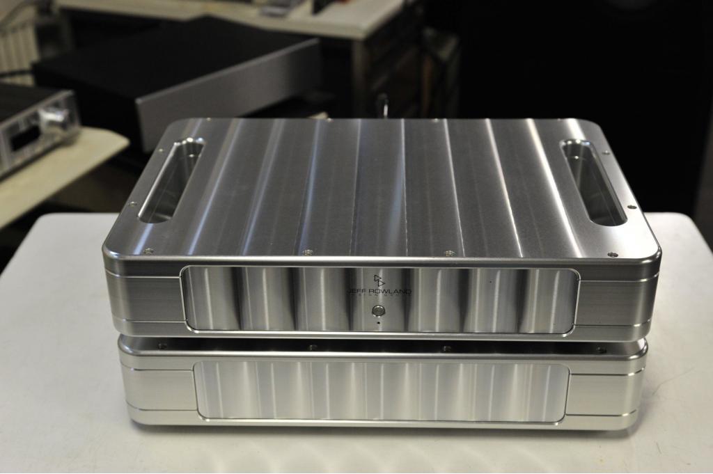 Jeff Rowland Model 12 (7409835079) | Gebrauchtgerät | Digital ...