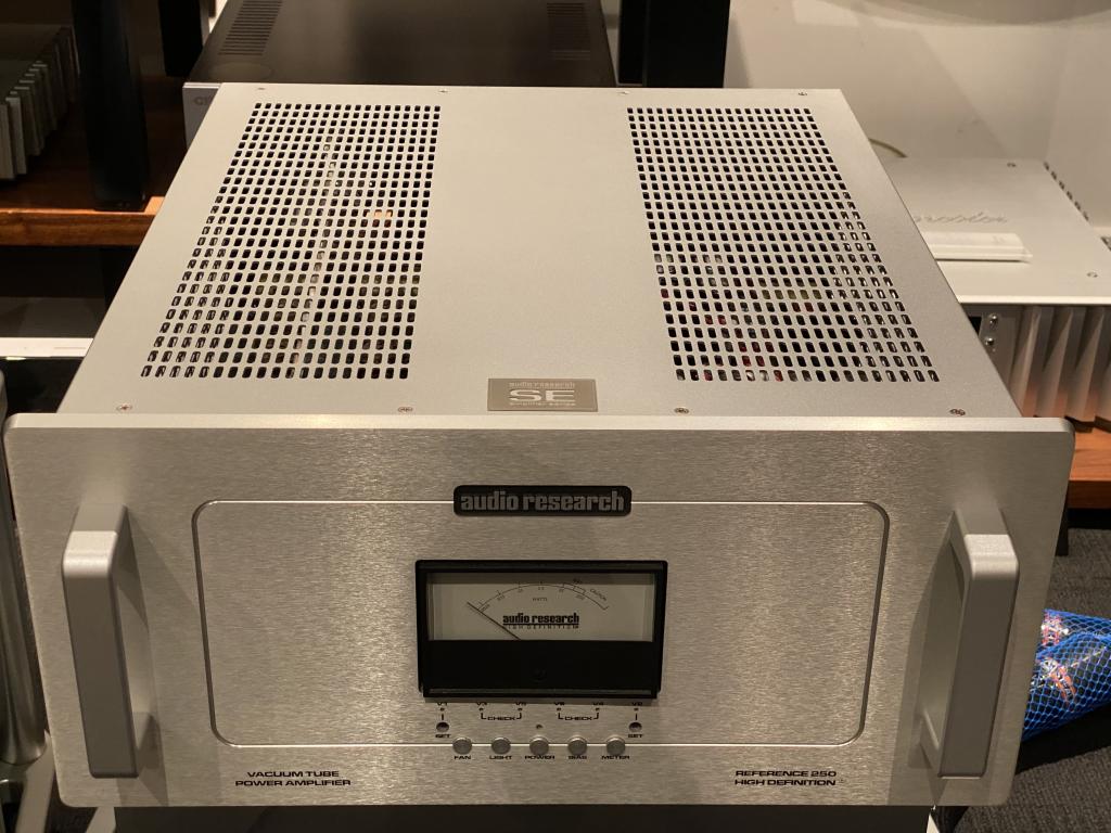 Audio Research Reference 250 SE (7411432699) | Gebrauchtgerät | Röhren ...