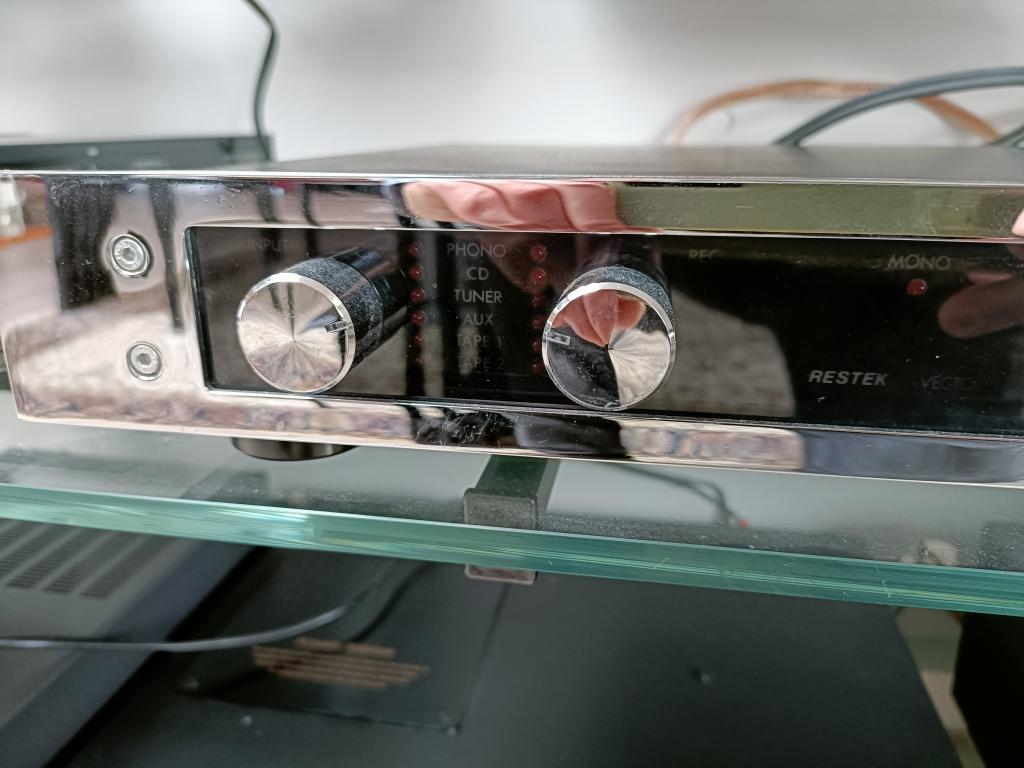 Restek Restek Vorverstärker Vector in chrom (744879544) | Second-hand ...