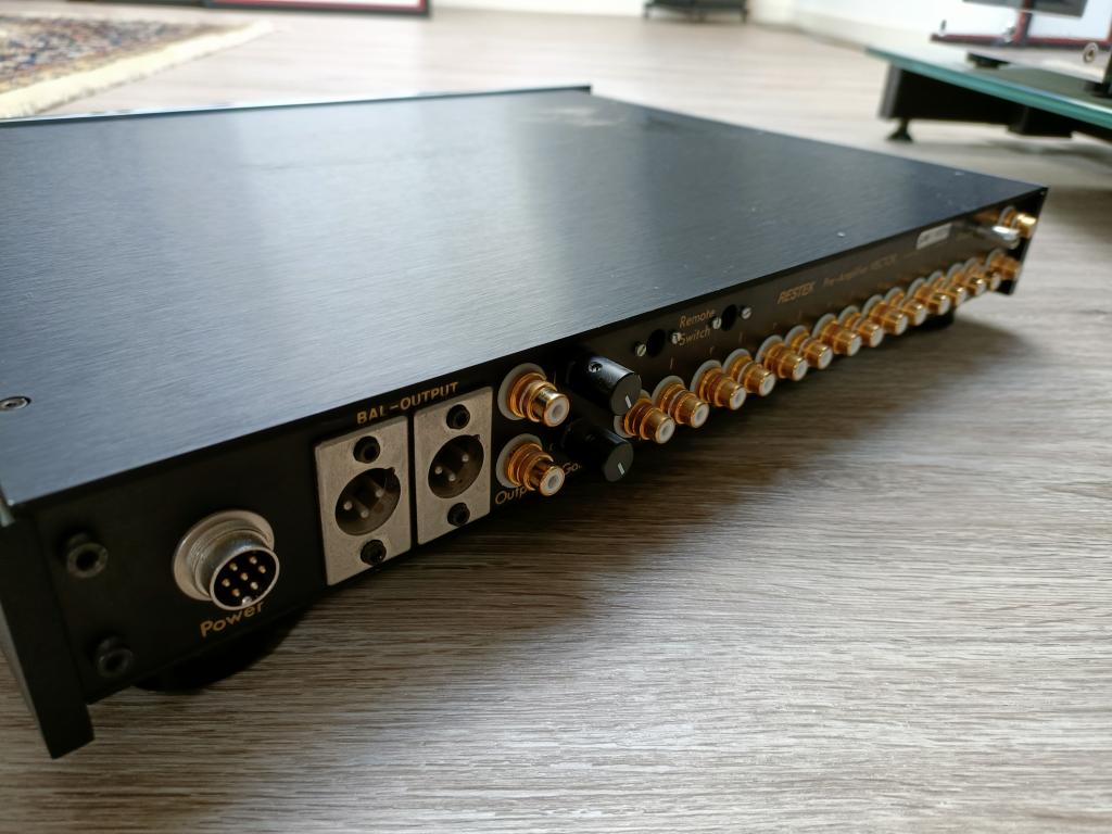 Restek Restek Vorverstärker Vector in chrom (744879544) | Second-hand ...